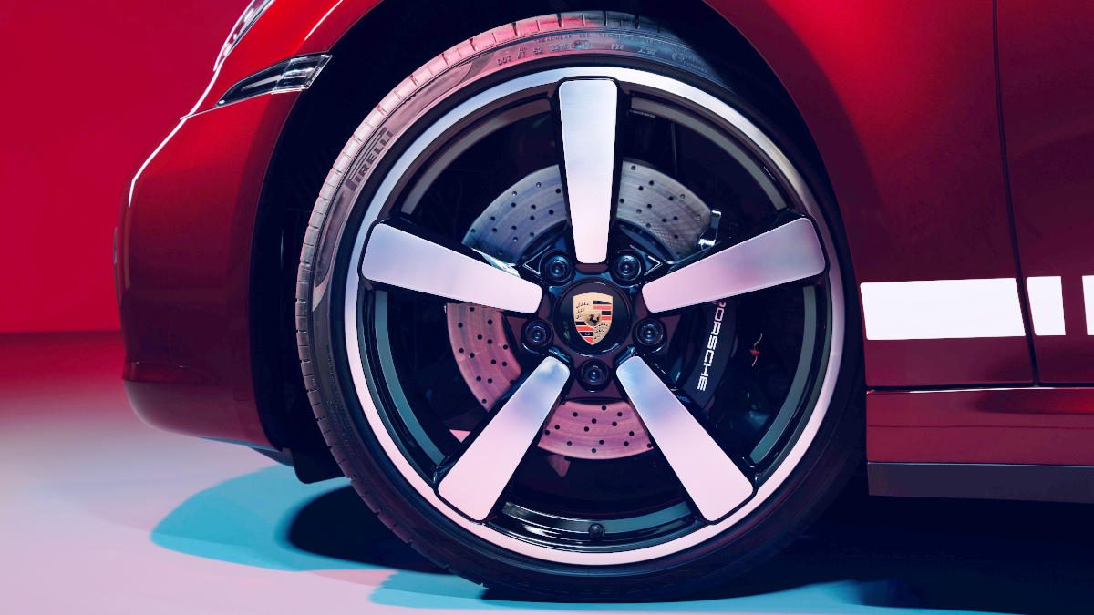 Porsche Wheel Center Cap Alignment – Cayman HQ